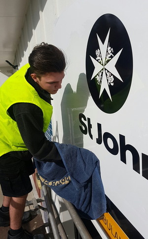 Business signs Hamilton | Corflute signs, Digital signage